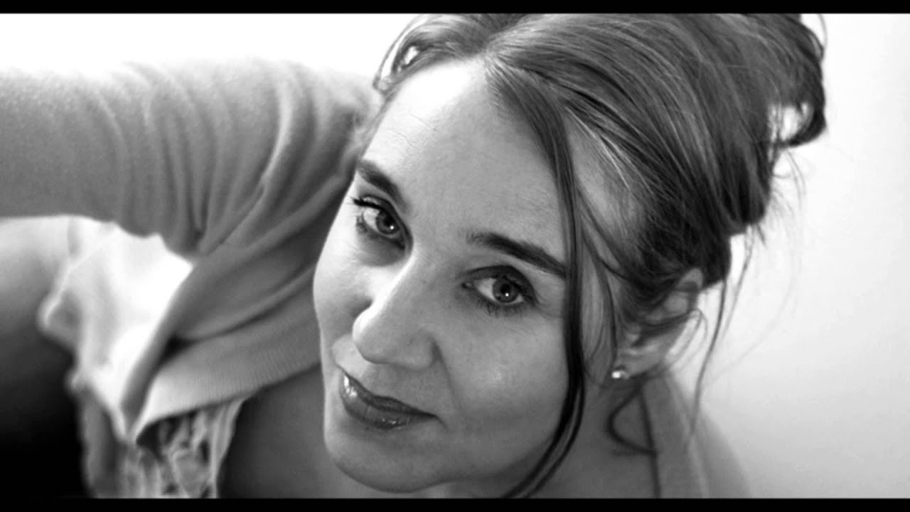 Grethe Svensen - The Right To Sing (1992) - YouTube