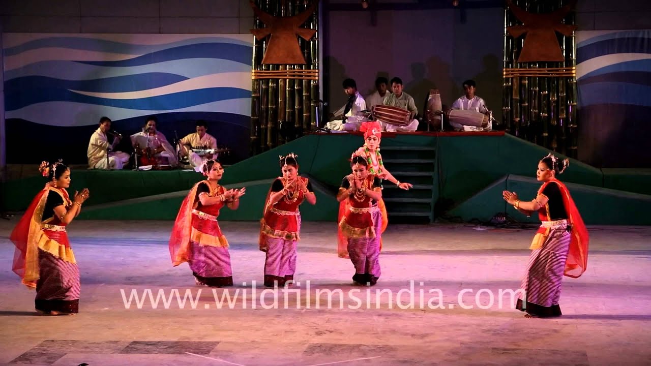 Dashavatar dance presenting by Guru Kulla Cultural Academy - YouTube