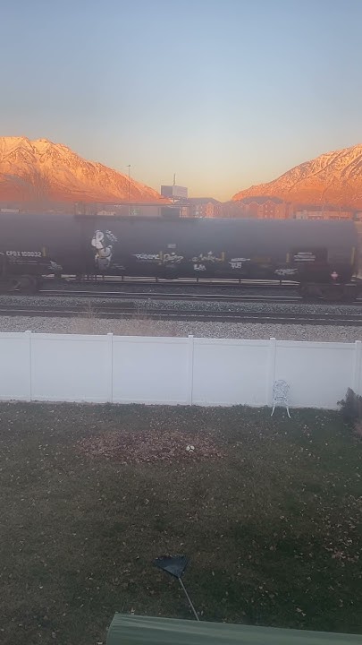 Northbound Union Pacific Manifest - YouTube