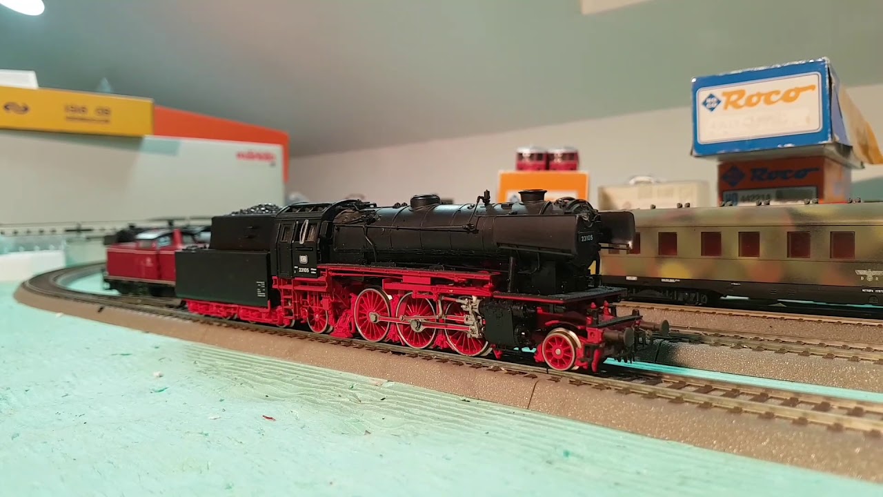 Roco BR 23 - YouTube