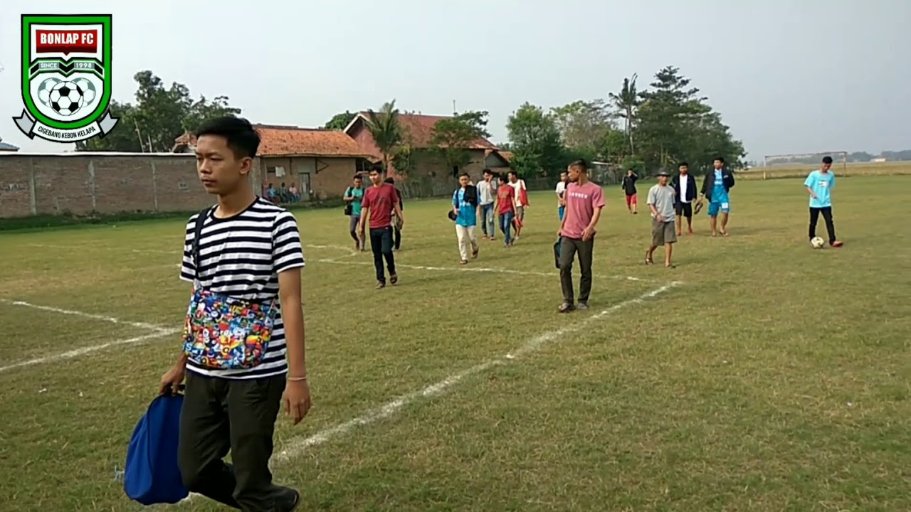 BONLAP FC away karawang - YouTube