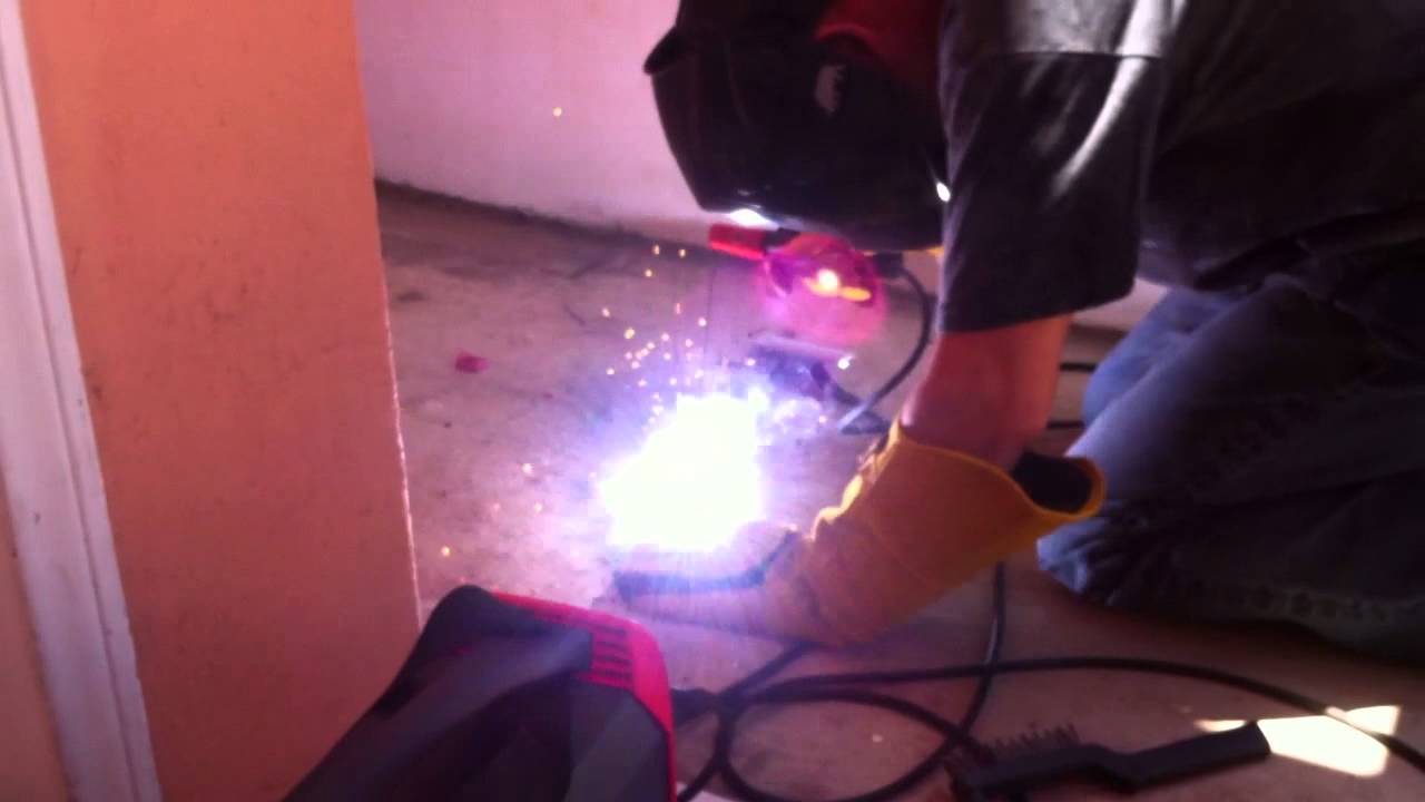 Lithium Ion Battery powered TIG-ARC Welder - YouTube