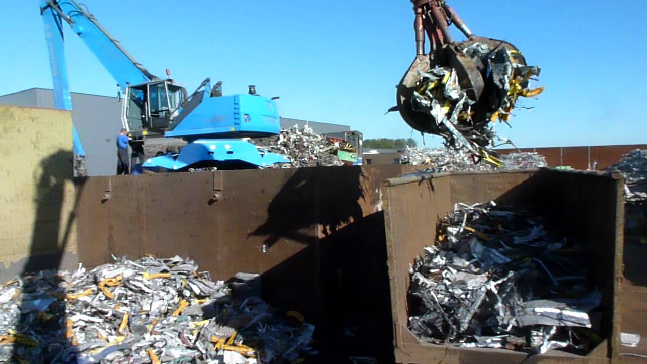 scrap loading - YouTube