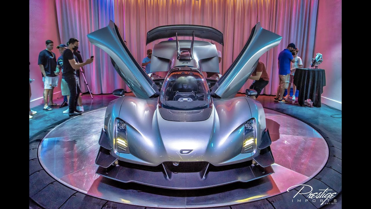 Czinger 21C 1,250 hp MONSTER HYPERCAR Start up SOUND Closer Look ...