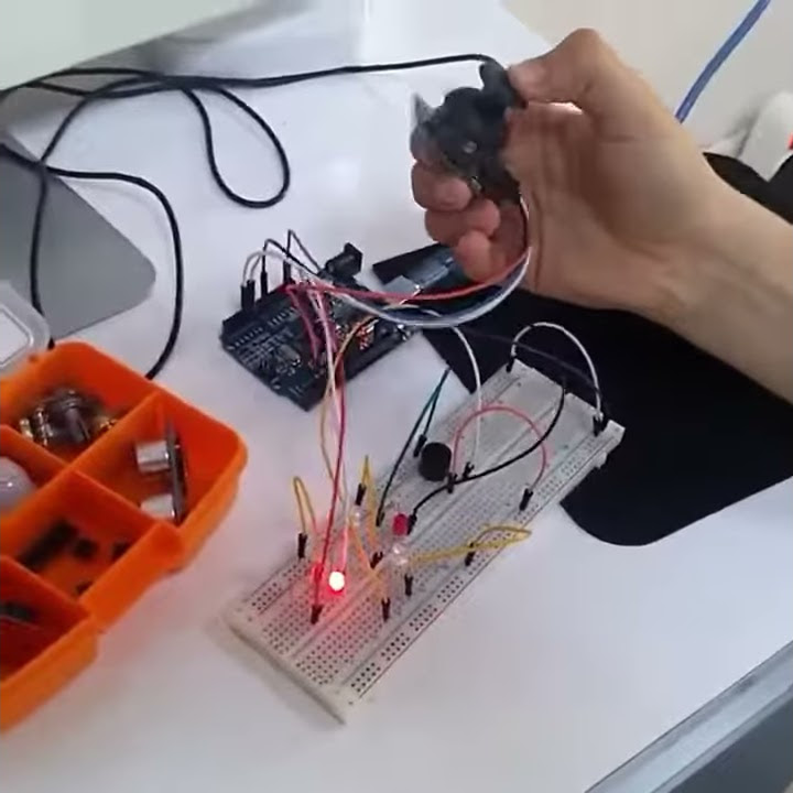 Joystick ile LED yakma uygulaması - YouTube