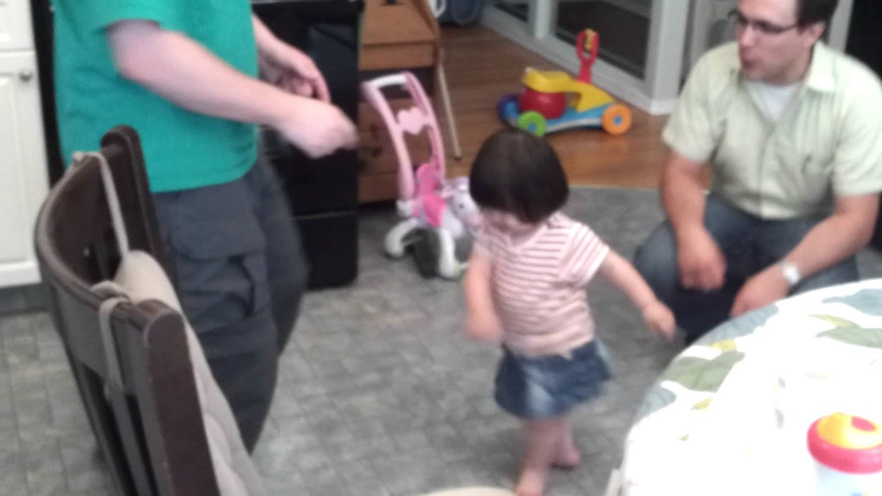 Aug 19, 2012 Erika dancing - YouTube