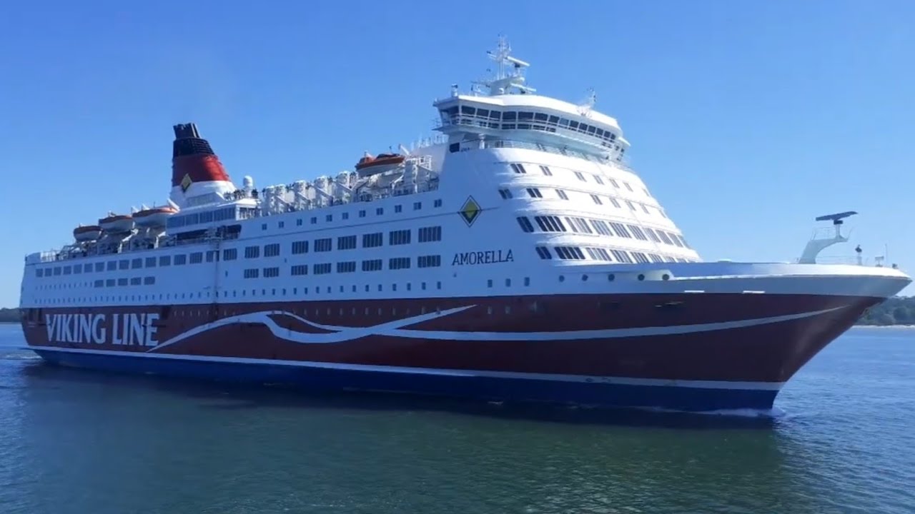 Viking line: M/S Amorella arriving to Tallinn - YouTube