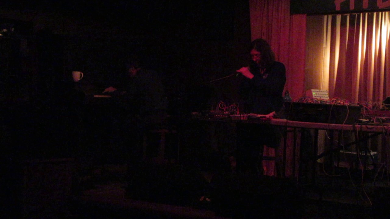 Carol Genetti @ Hideout - YouTube