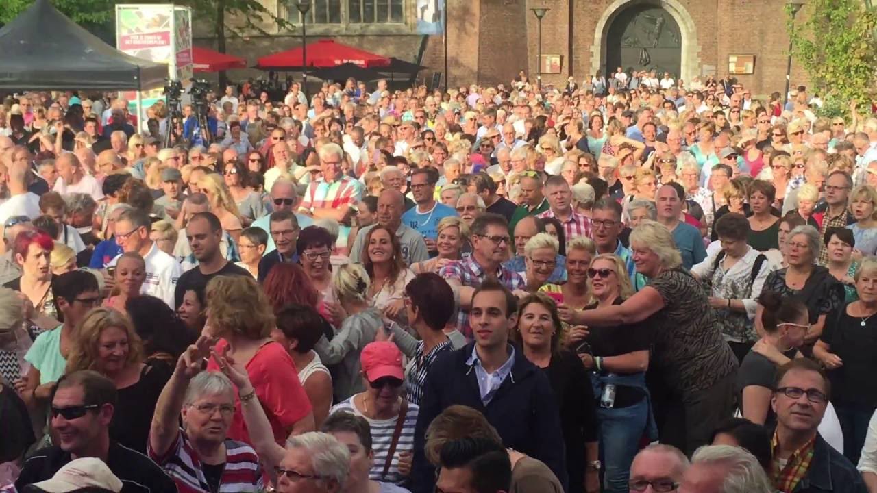de Wannebiezz - Johnnie Hoes Popperie @ Rotterdam Zingt 2016 - YouTube