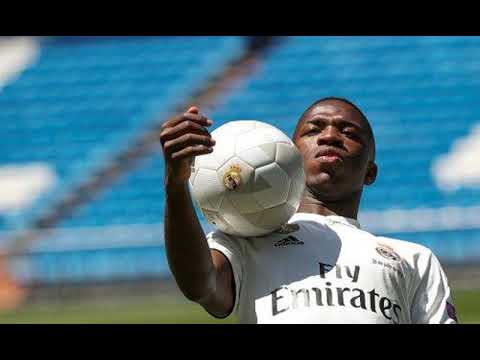 Şimdi «Real» sürükler, 18 yaşındaki brezilyalı. Onun adı yeni Cristiano