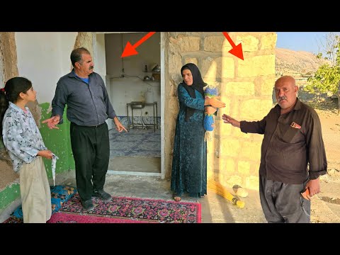 The story of Sakineh repairing her broken refrigerator and standing up to Yahya's threats