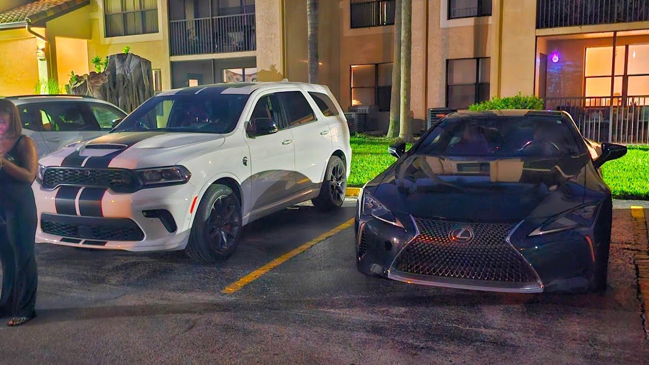 SRT Hellcat Durango destroys Lexus LC500 in a drag race - YouTube