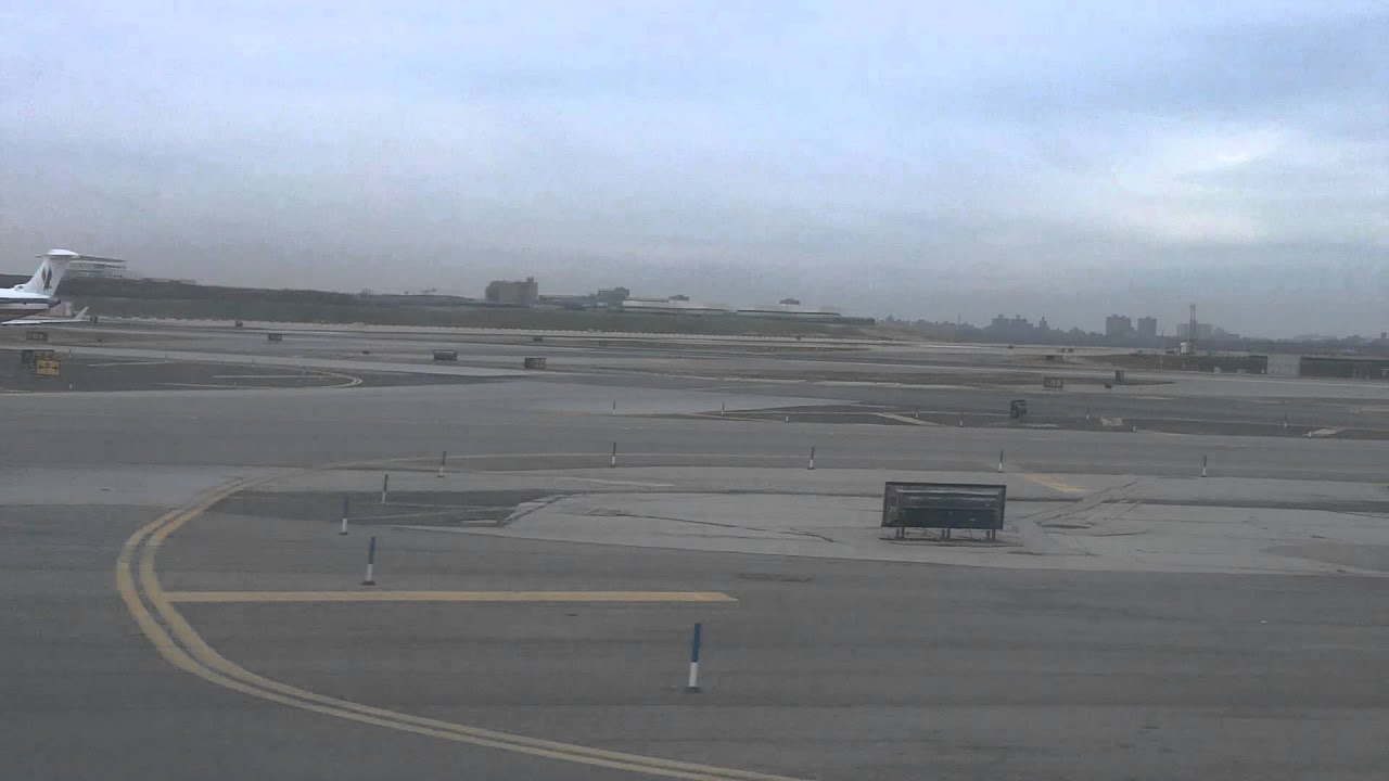 11/13/11 DL# 2869 JAX-LGA - Landing LGA Runway 22 - YouTube