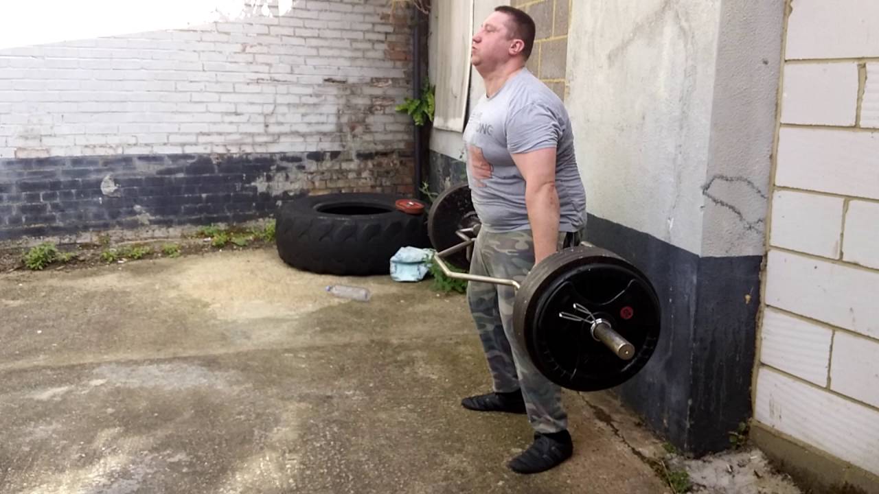 Farmer's walk with trap bar - 235kg/518pounds for 30 metres - YouTube