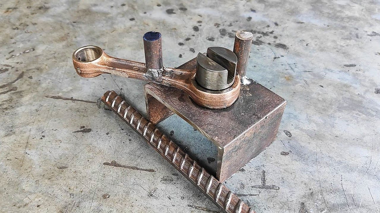 a simple and fast way to make a minimalist iron bending tool - YouTube