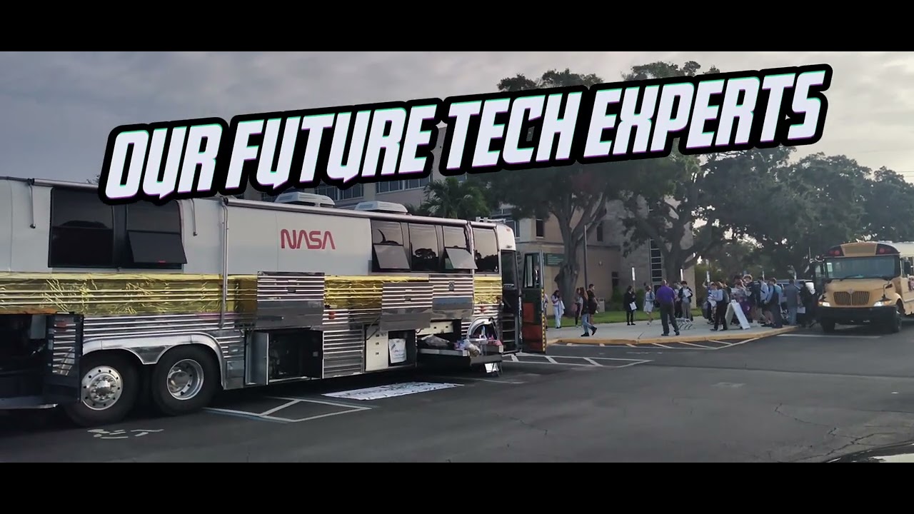 Space Bus Tours in Tampa Bay! Star Citizen simulator environment built ...