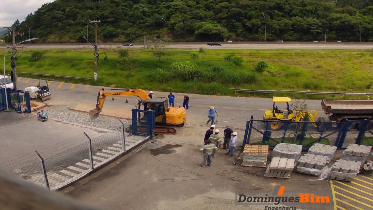 Time-lapse Pavimentação Intertravada Mecanizada. - YouTube