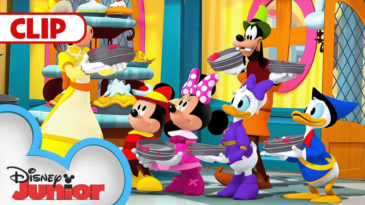 Clarabelle s Pie Day Mickey Mouse Funhouse disneyjr YouTube Clarabelle s Pie Day Mickey Mouse Funhouse disneyjr YouTube