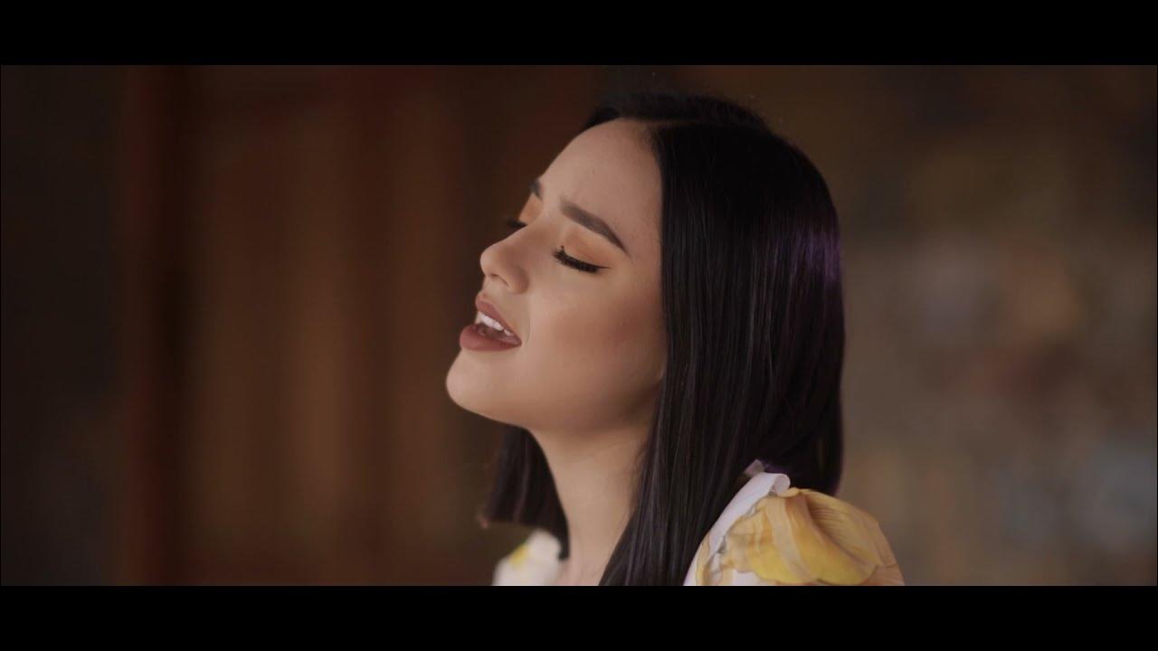 Odalis Nicole - La Última Copa (Video Oficial) - YouTube