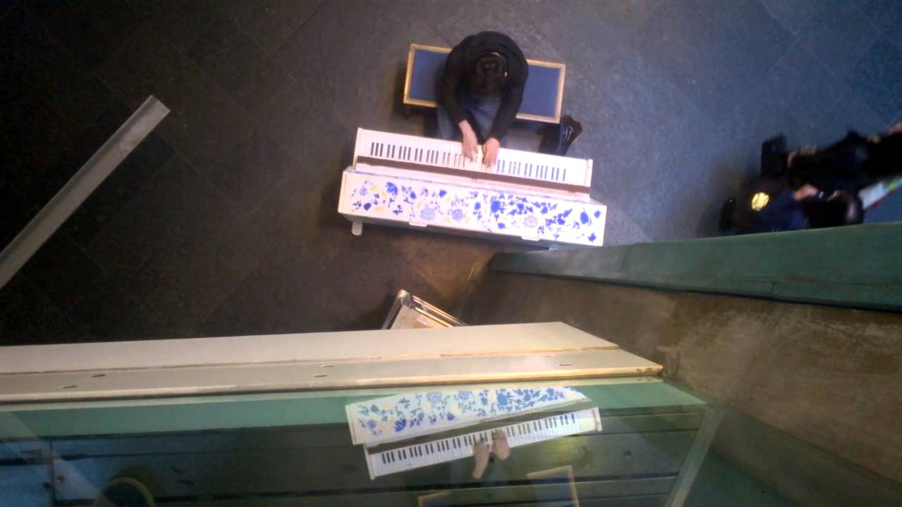 Geoff Angus at the Lighthouse, April 2015 - YouTube