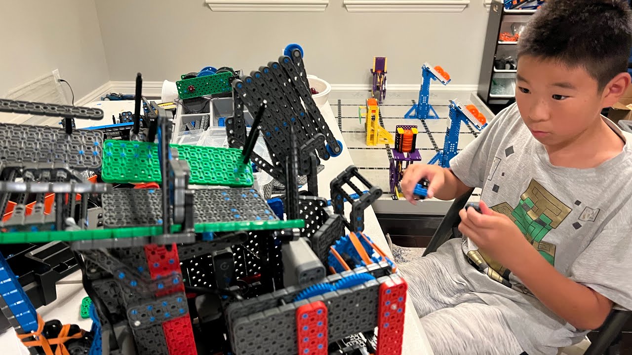 Another Vex IQ Slapshot Design Process Records - YouTube