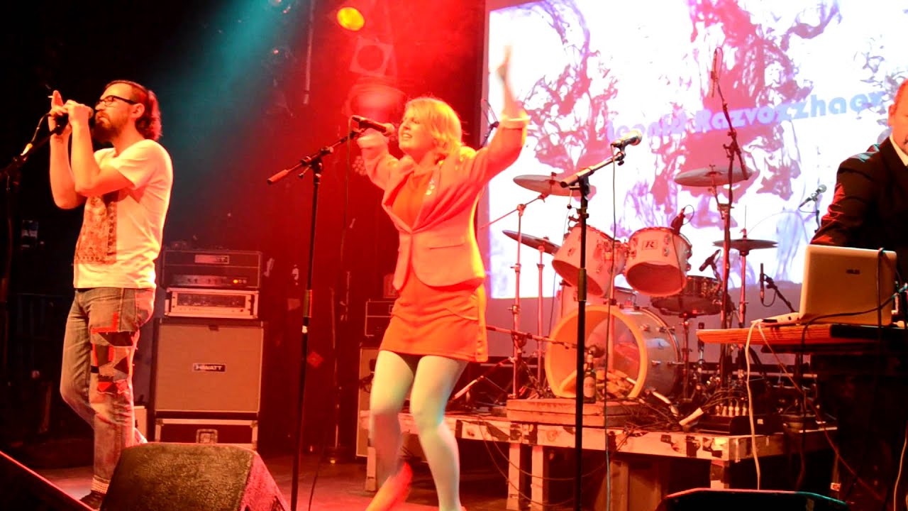 Yanka Dyagileva - Maria Markina & Spüller-Müller Band, Hamburg - YouTube