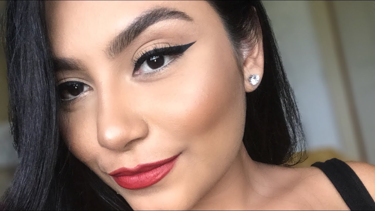 Glam Classico Con Cat Eye Y Labios Rojos Youtube