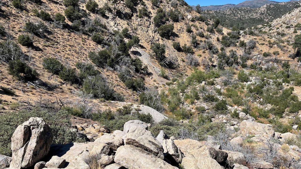 Hiking in the Piute Mountains - YouTube