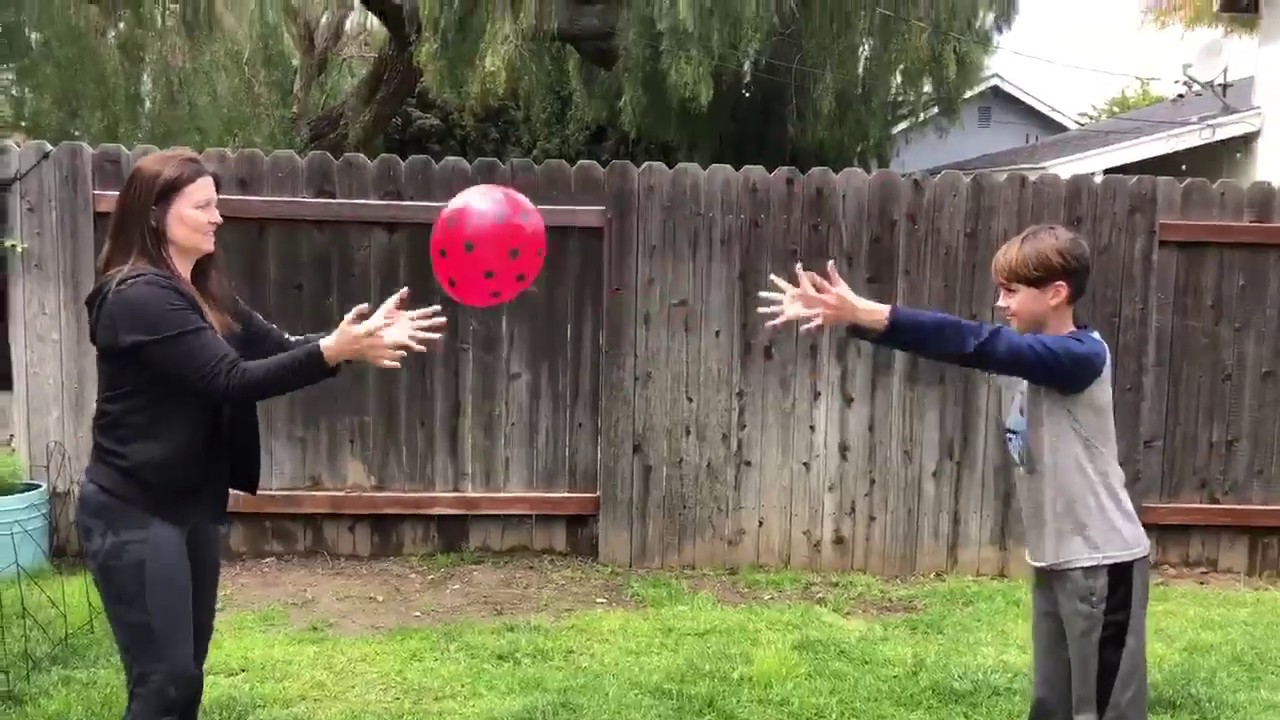 Week 5: Activity 3 - Gross Motor Skills - Balloon - YouTube