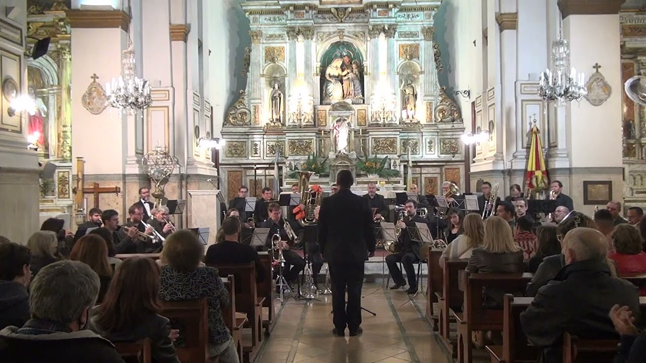Iglesia Sagrada Familia de Banfield - 2022 - YouTube