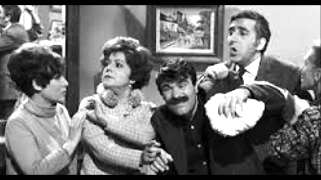 ΜΕ ΤΑ ΟΥΖΑ ΣΕ ΘΥΜΑΜΑΙ - ΡΕΝΑ ΒΛΑΧΟΠΟΥΛΟΥ - YouTube