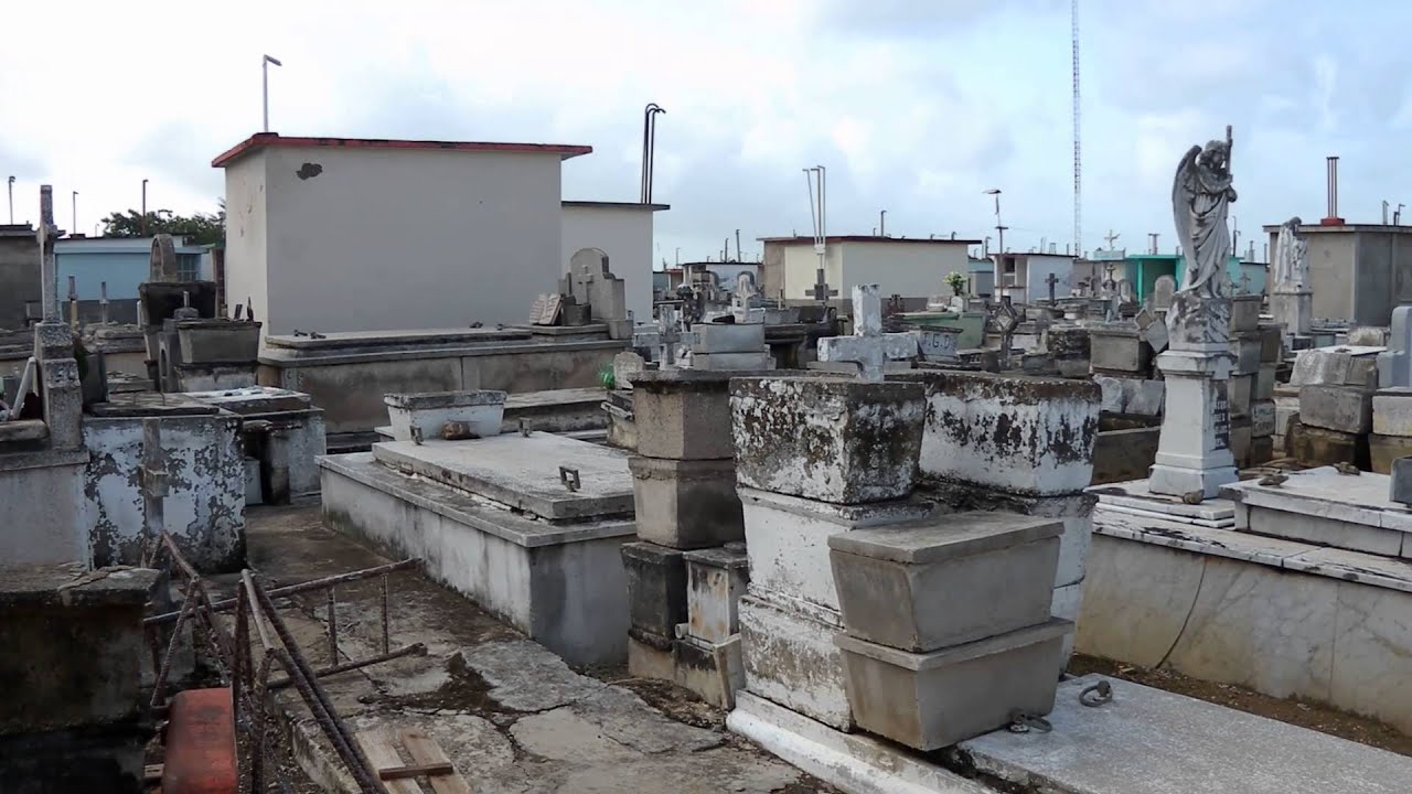 Cuba - Colon, Matanzas - Cemetry - YouTube