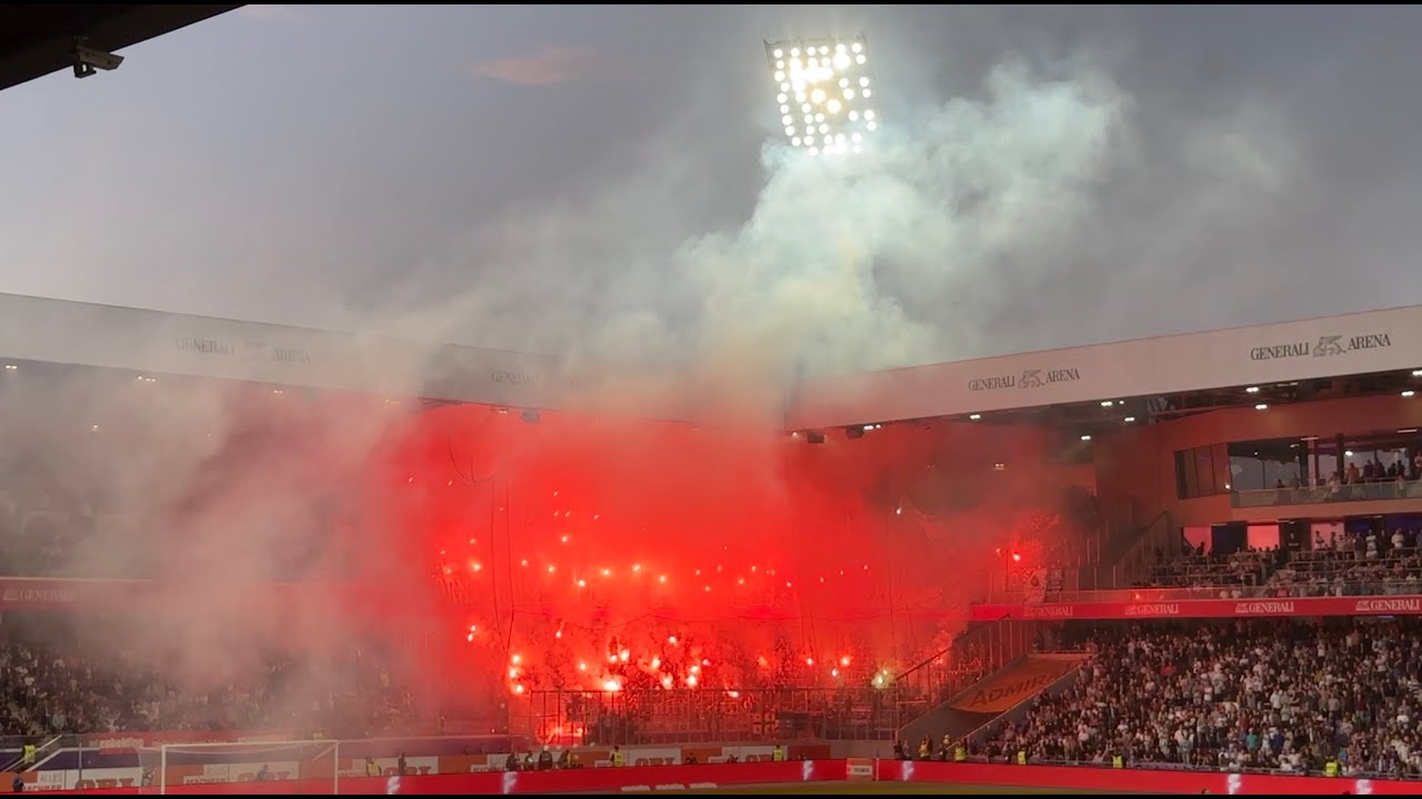 Wiener Derby: Austria Wien – Rapid Wien 1/10/23. Fans, Pyro, Police and ...