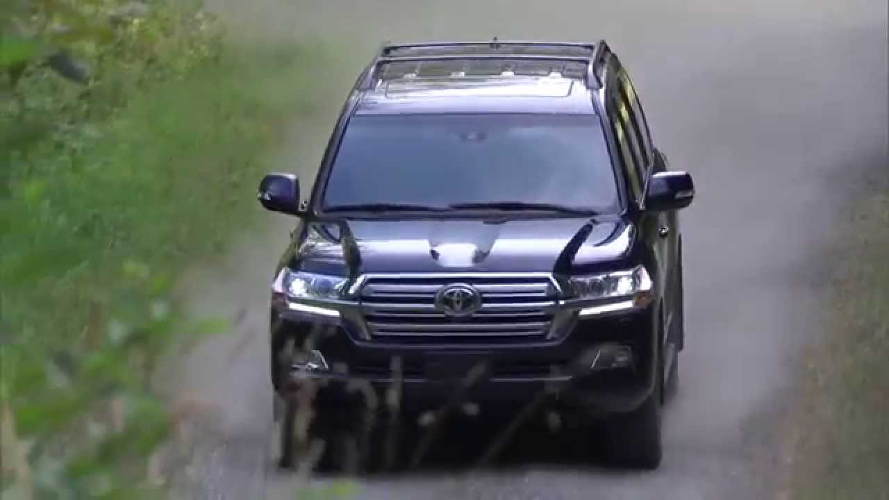 2016 Toyota Land Cruiser Driving Video | AutoMotoTV - YouTube