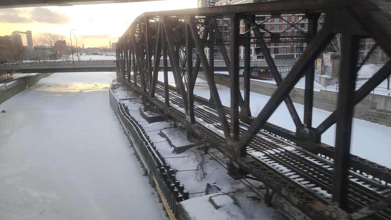 🚉 EXO commuter train ride on the Mascouche Line from Central Station to ...