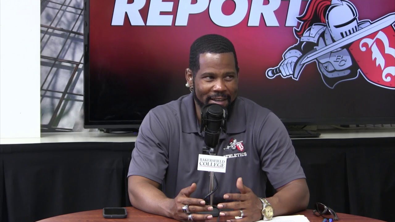 10/18 Renegade Report with Brooks Douglass - YouTube