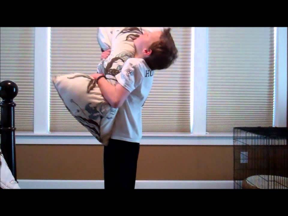 Random Dancing Guy 5 - YouTube