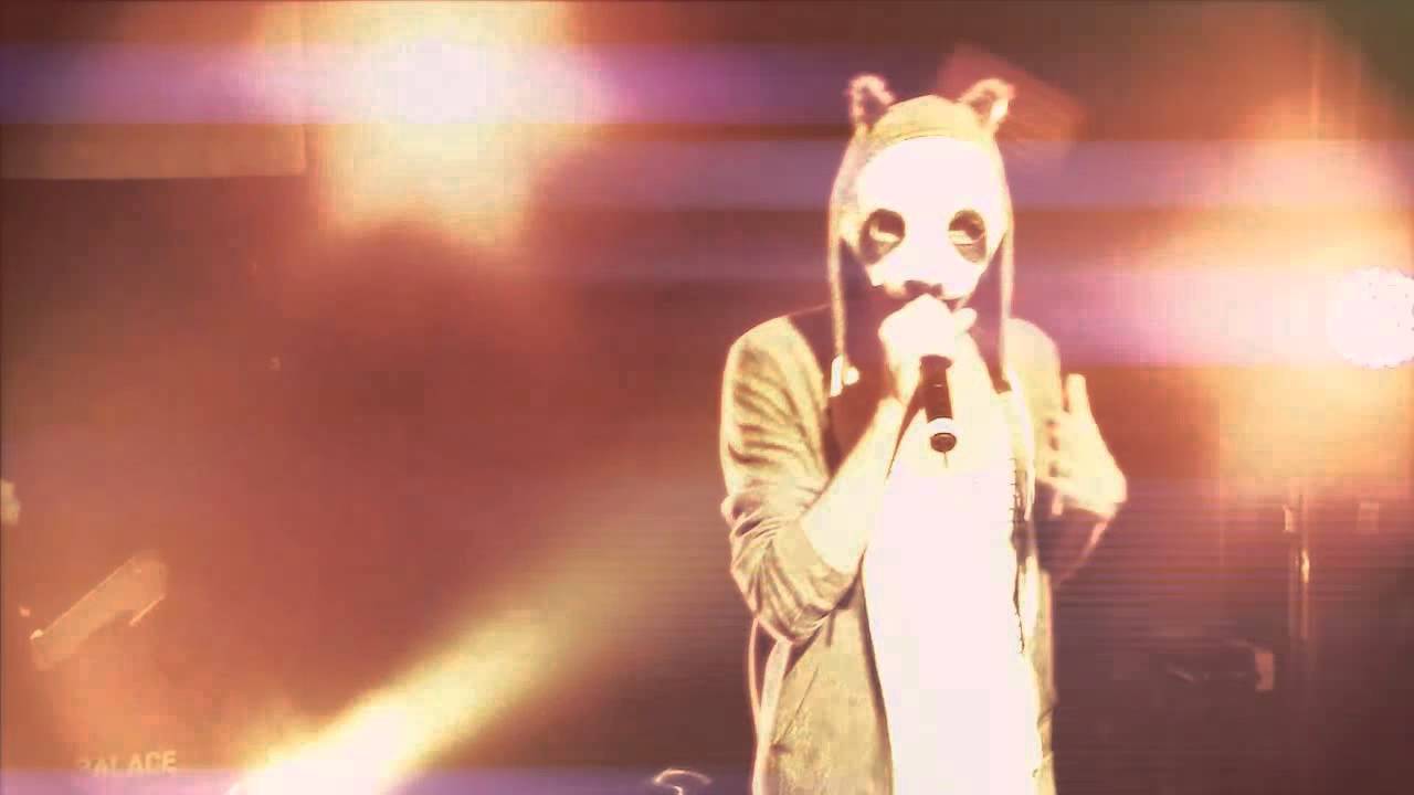 CRO - KING OF RAOP [OFFICIAL MUSICVIDEO] - YouTube