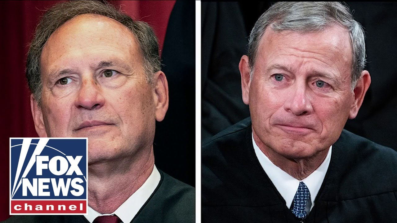 Liberal activist secretly recorded Justices Alito and Roberts - YouTube