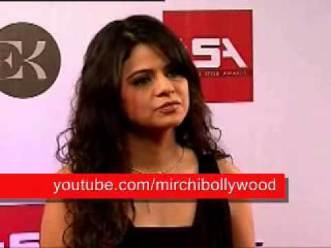 Rucha Gujarathi is back on TV after face Troublel divorce - YouTube