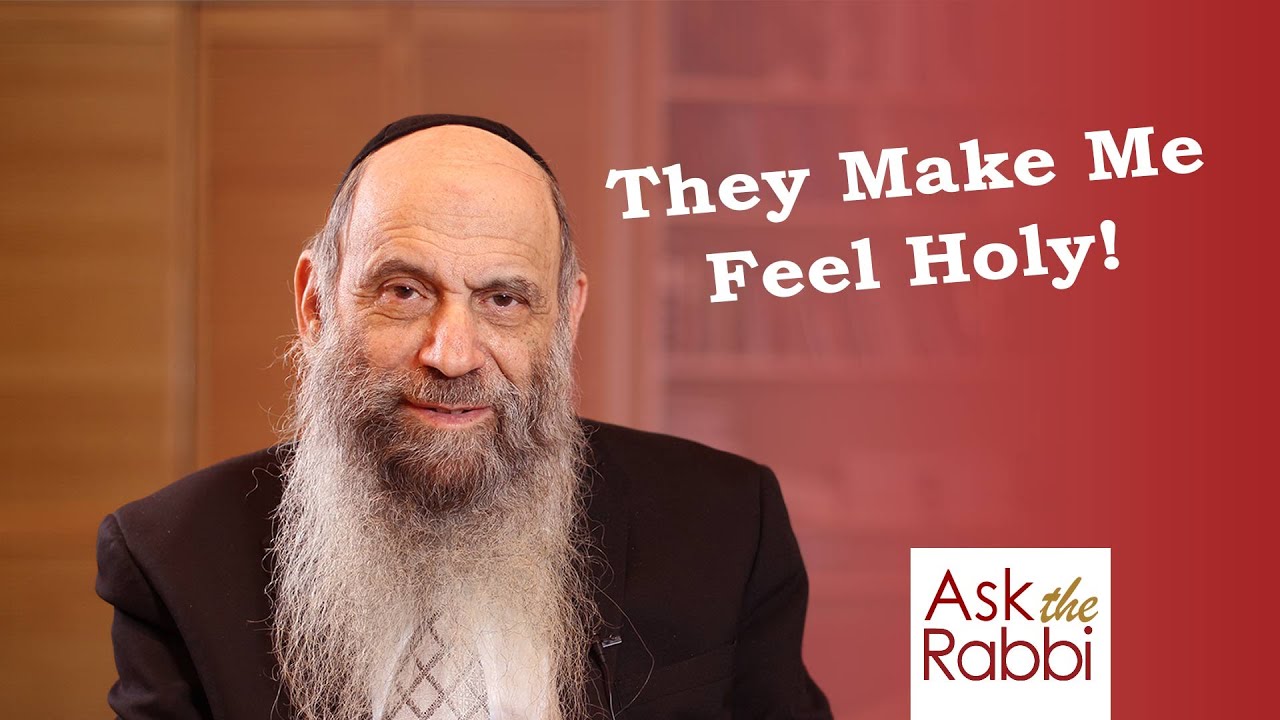 "What is the significance of tefillin?" - YouTube