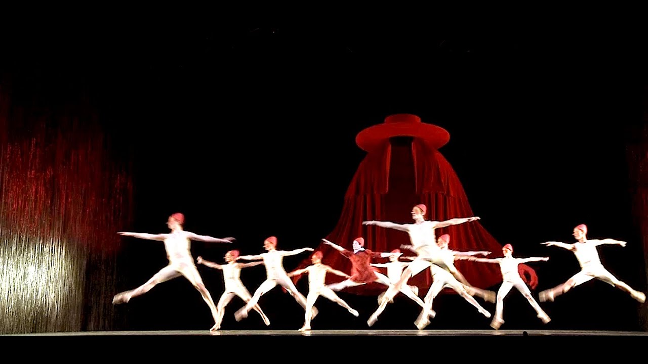Enrico Melozzi - Pinocchio The Ballet - Act I Scene 6 - YouTube