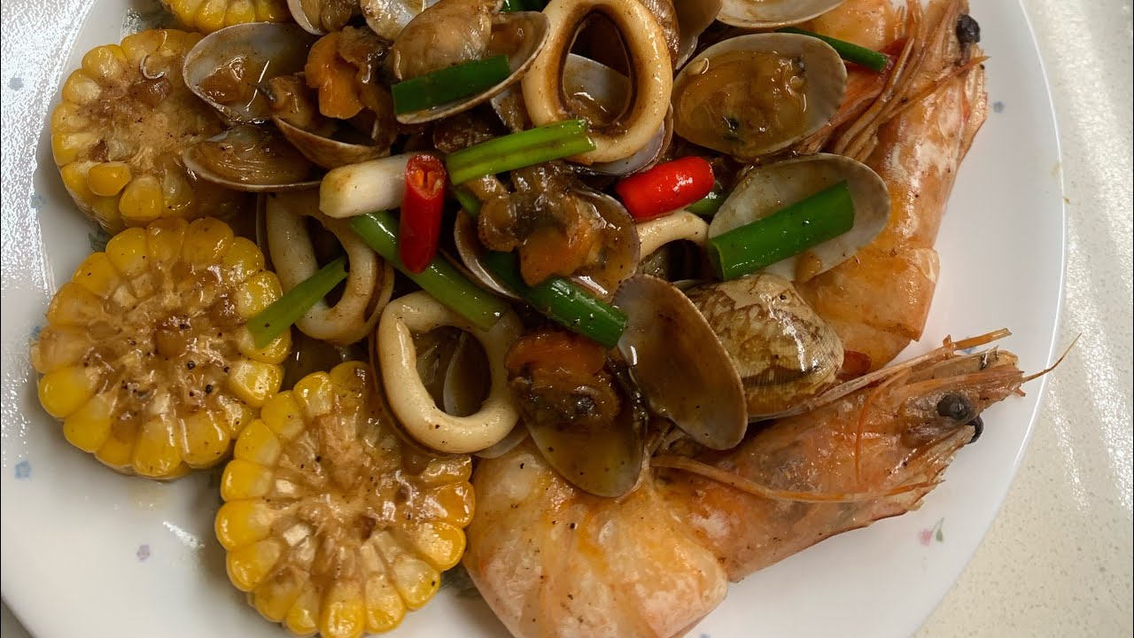 Paano Ako Magluto Ng Buttered Garlic Seafood #lornatv #shortvideo #food ...