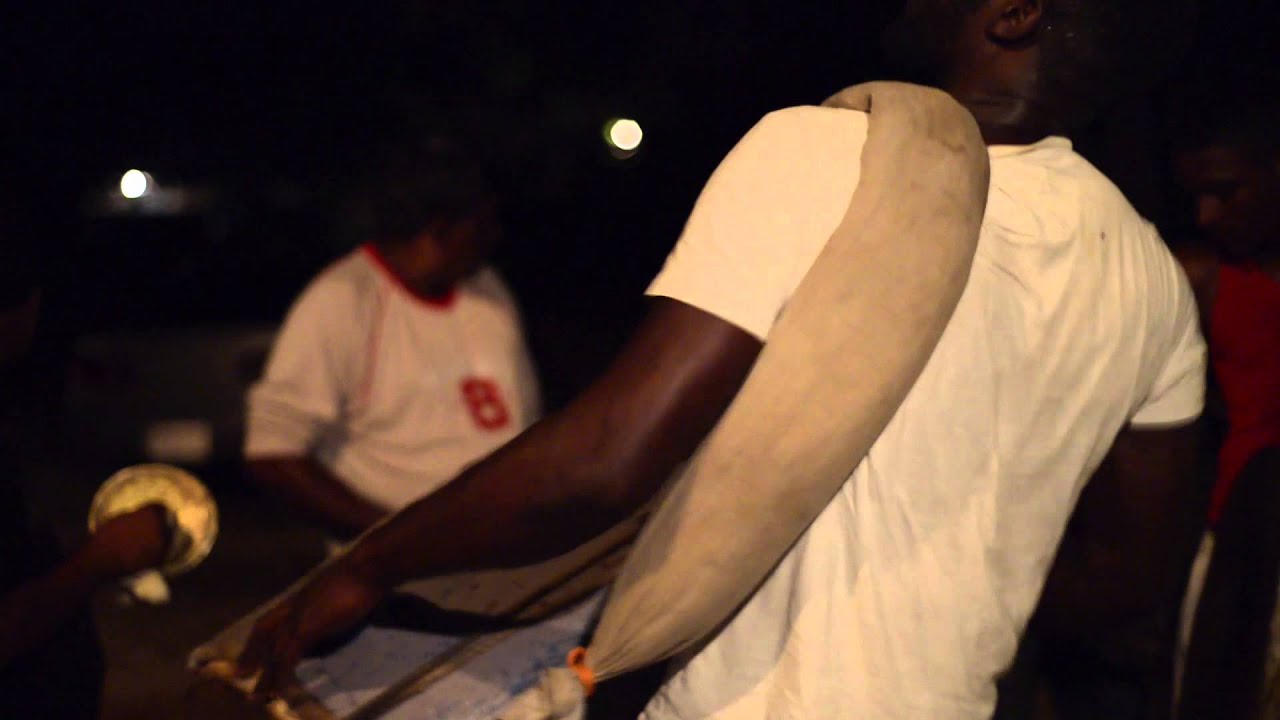 Gimme-Me-Bit Hussay Festival 2015 - YouTube