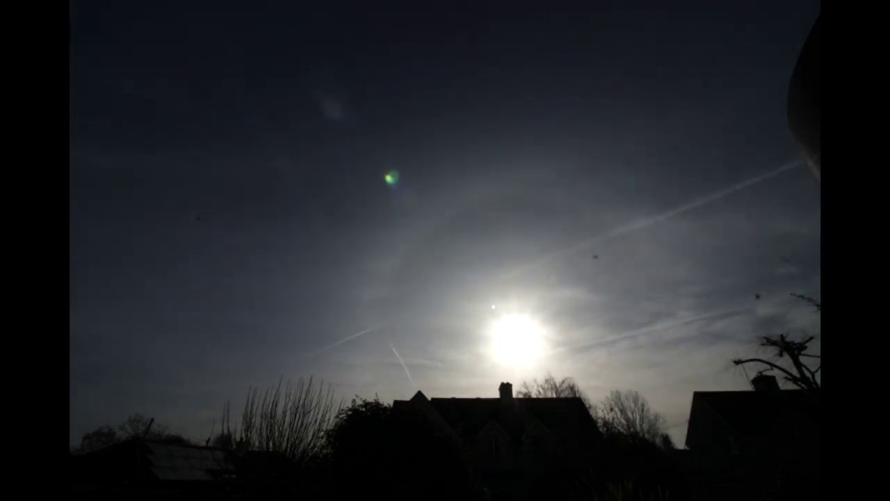 22 Degree Halo / Faint Parhelia (Sundogs) Timelapse Video 05/02/20 ...