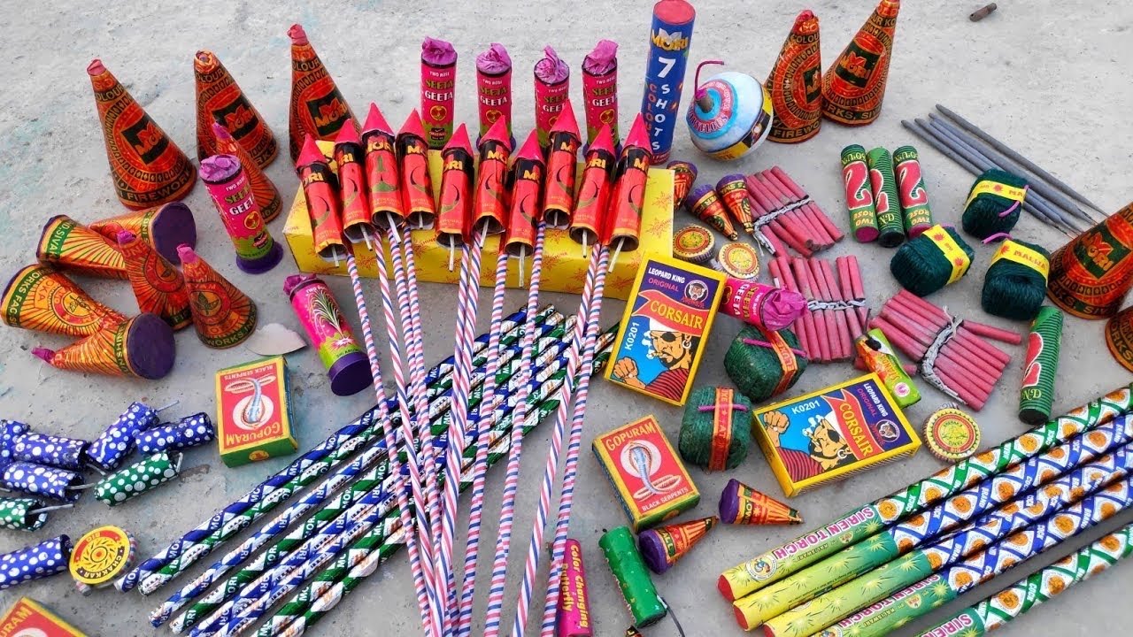 Diwali Different types of Fireworks | Diwali Patake Video | New Patake ...