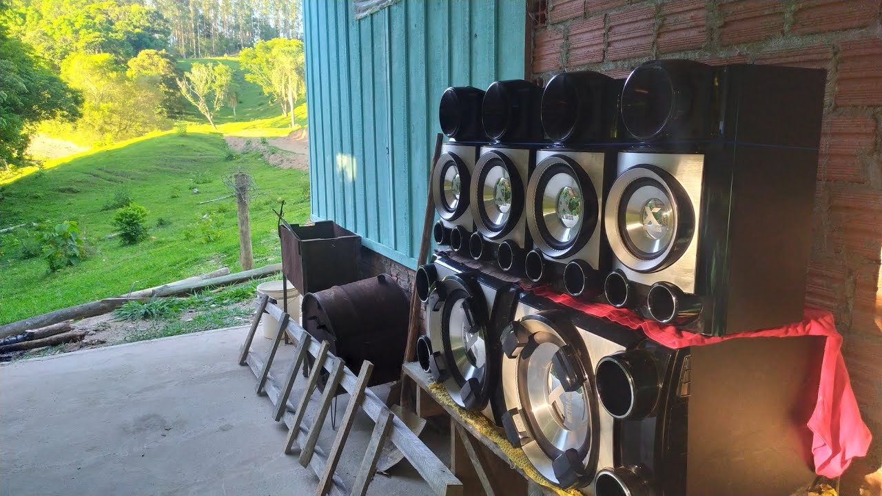 cm 9520 som da LG tocando em lugar aberto - YouTube