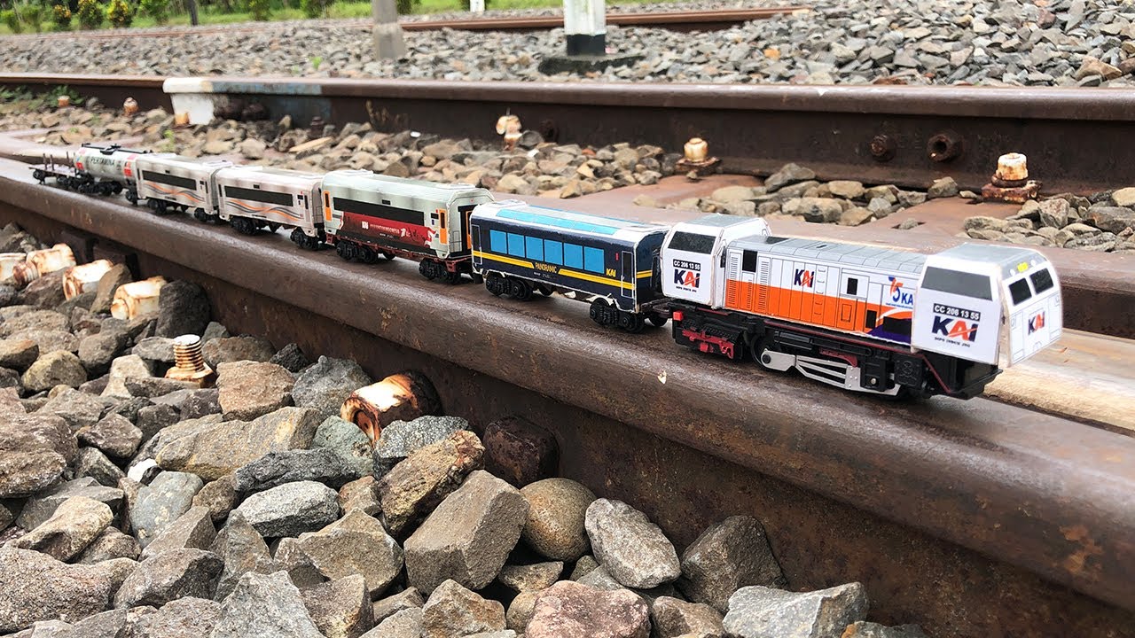 Mengumpulkan Kereta Api,Kereta Api Cc203,Kereta Api Cc206,Kereta Api ...