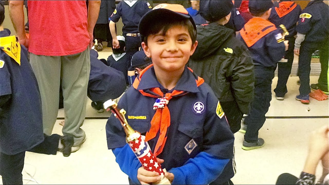 Pinewood Derby Boy Scouts - YouTube
