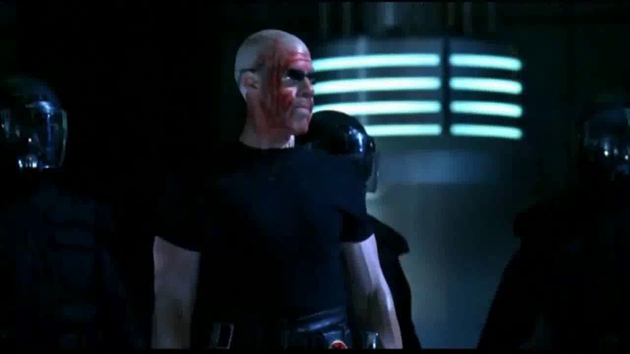 Blade 2 Final Fight with Reinhardt UNRATED VERSION - YouTube